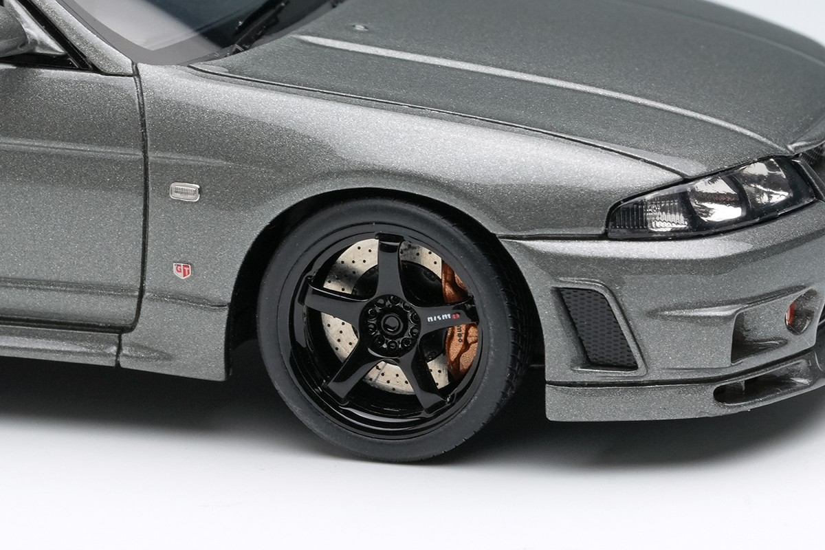 Nissan Skyline GT-R (Nismo BCNR33 CRS Version) 2022 1/43 Make Up ...