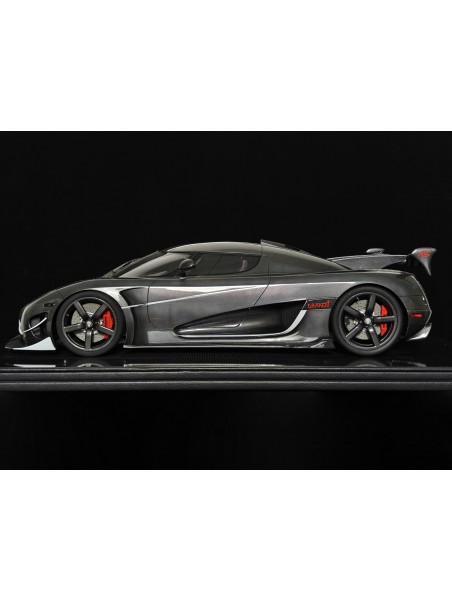 Koenigsegg Agera RS Draken (Carbon) 1/8 FrontiArt F158-132