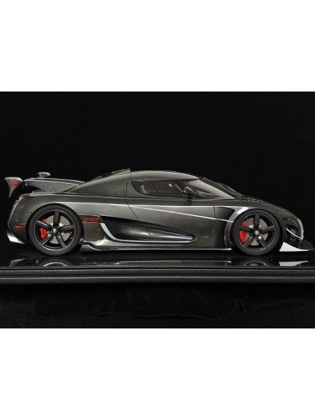 Koenigsegg Agera RS Draken (Carbon) 1/8 FrontiArt F158-132