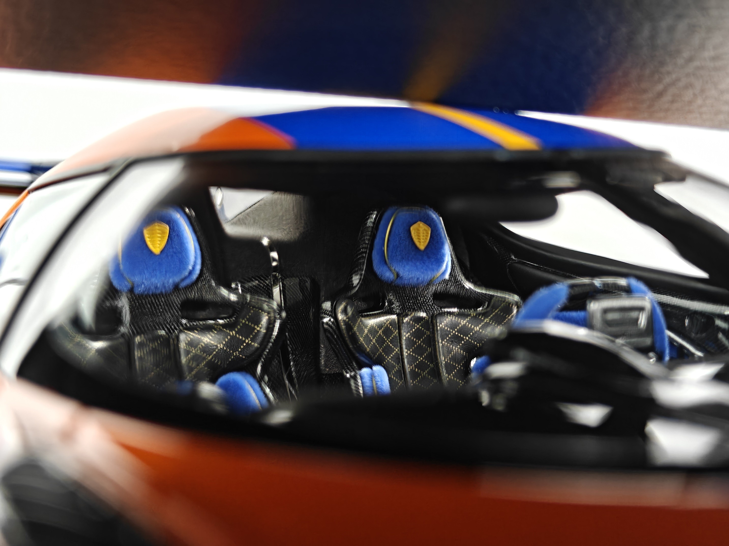 Koenigsegg Jesko (Tang Orange) 1/18 FrontiArt F166-158